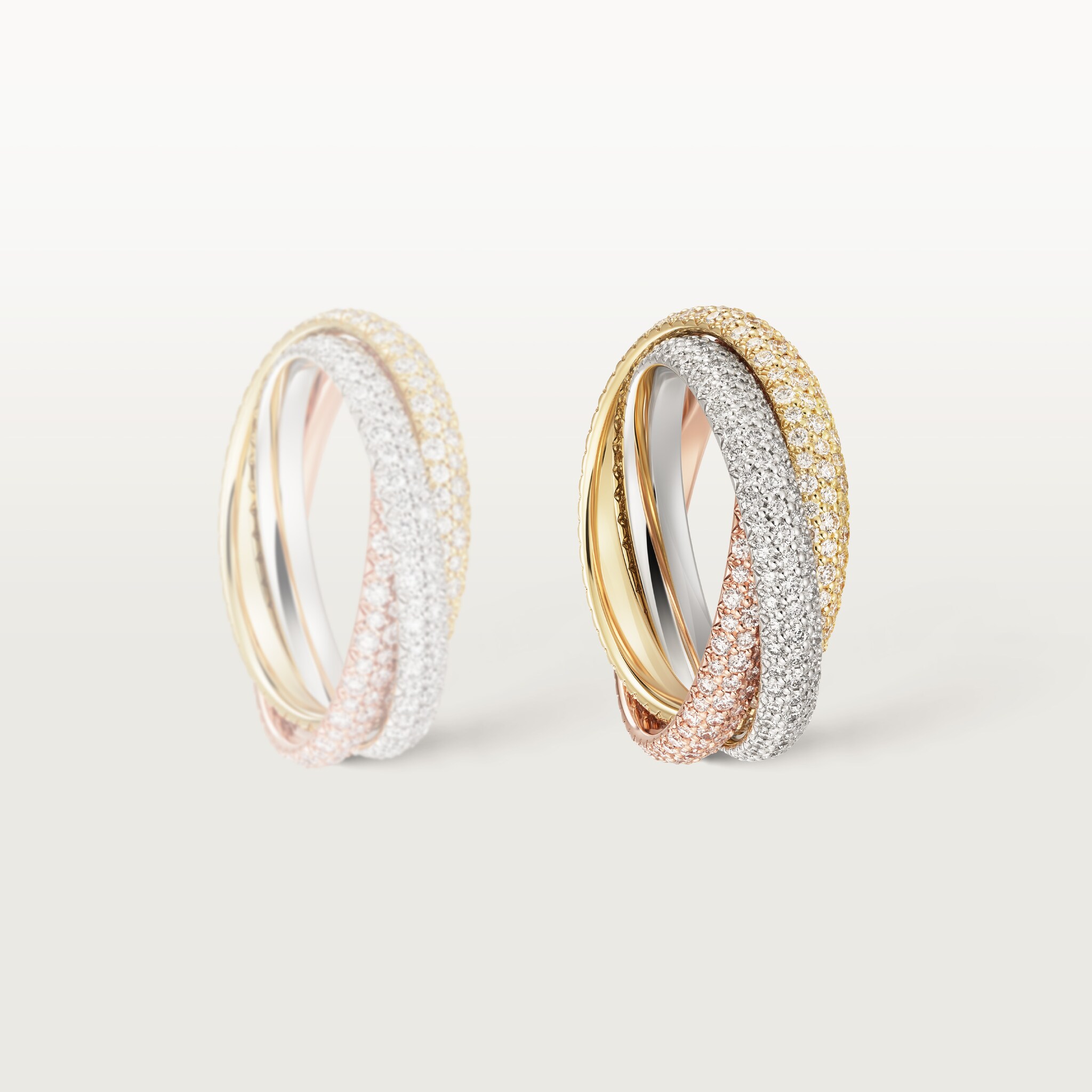 Trinity ring, classic model, paved