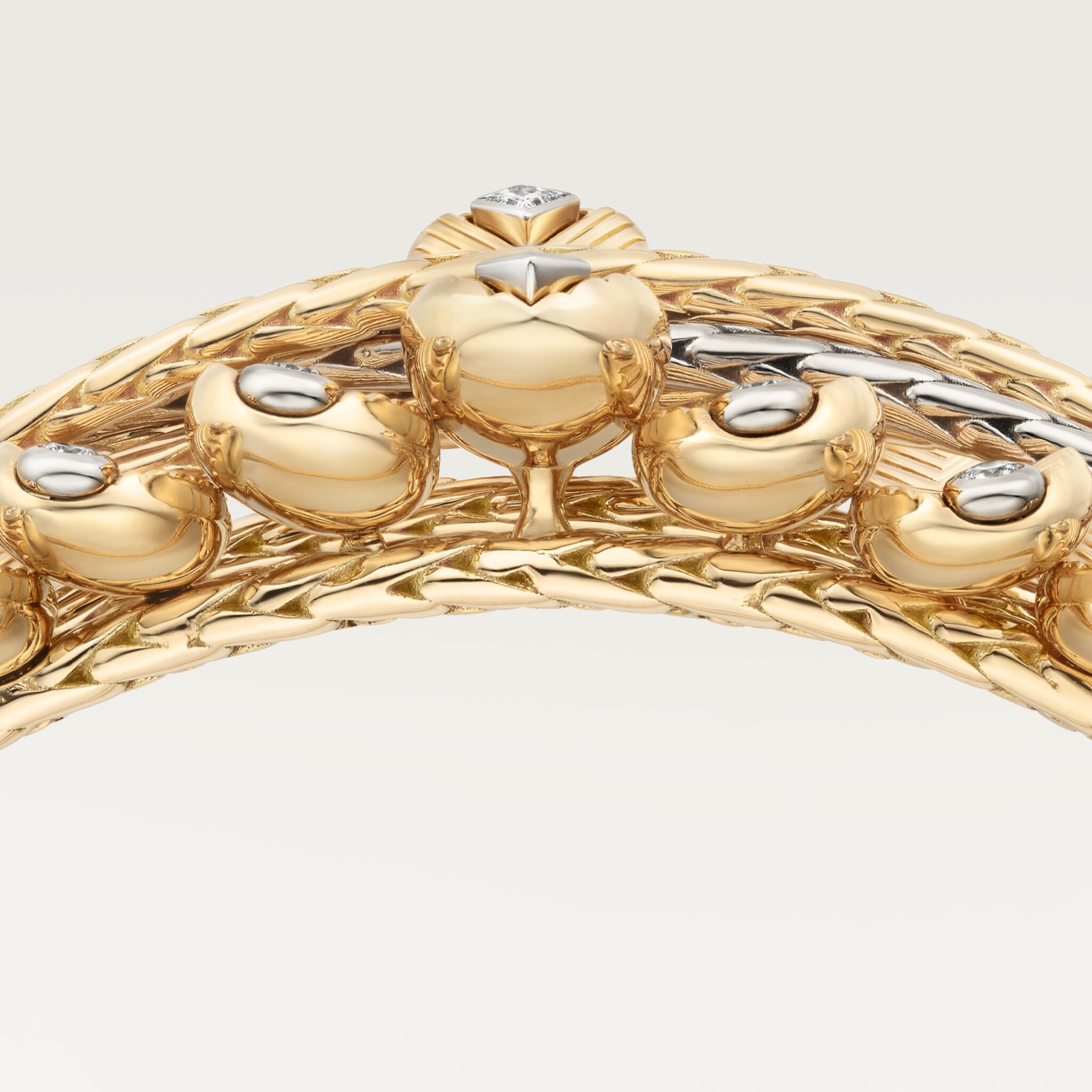 Grain de Café bracelet, diamonds - Bracelets | Cartier Thailand