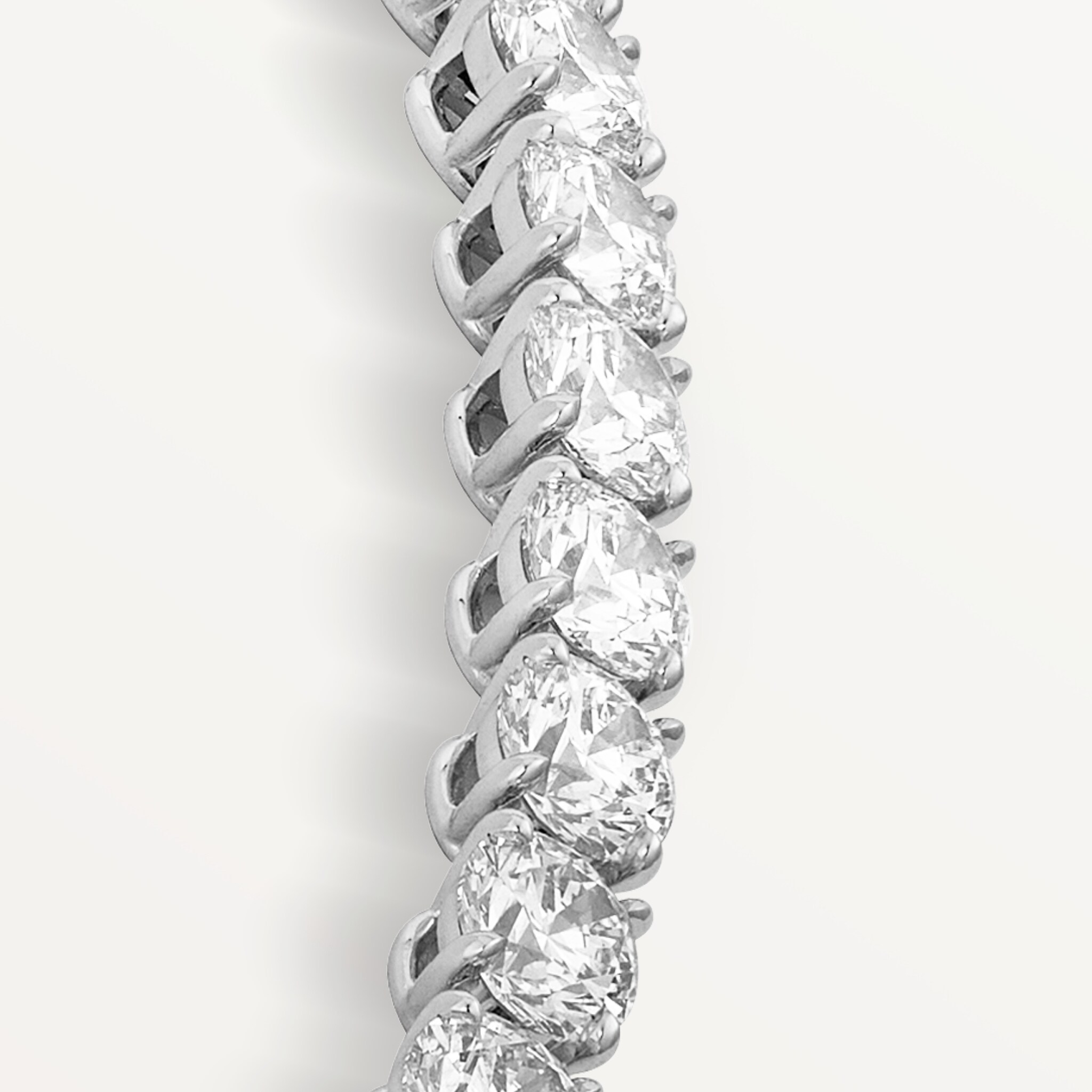 Essential Lines necklace