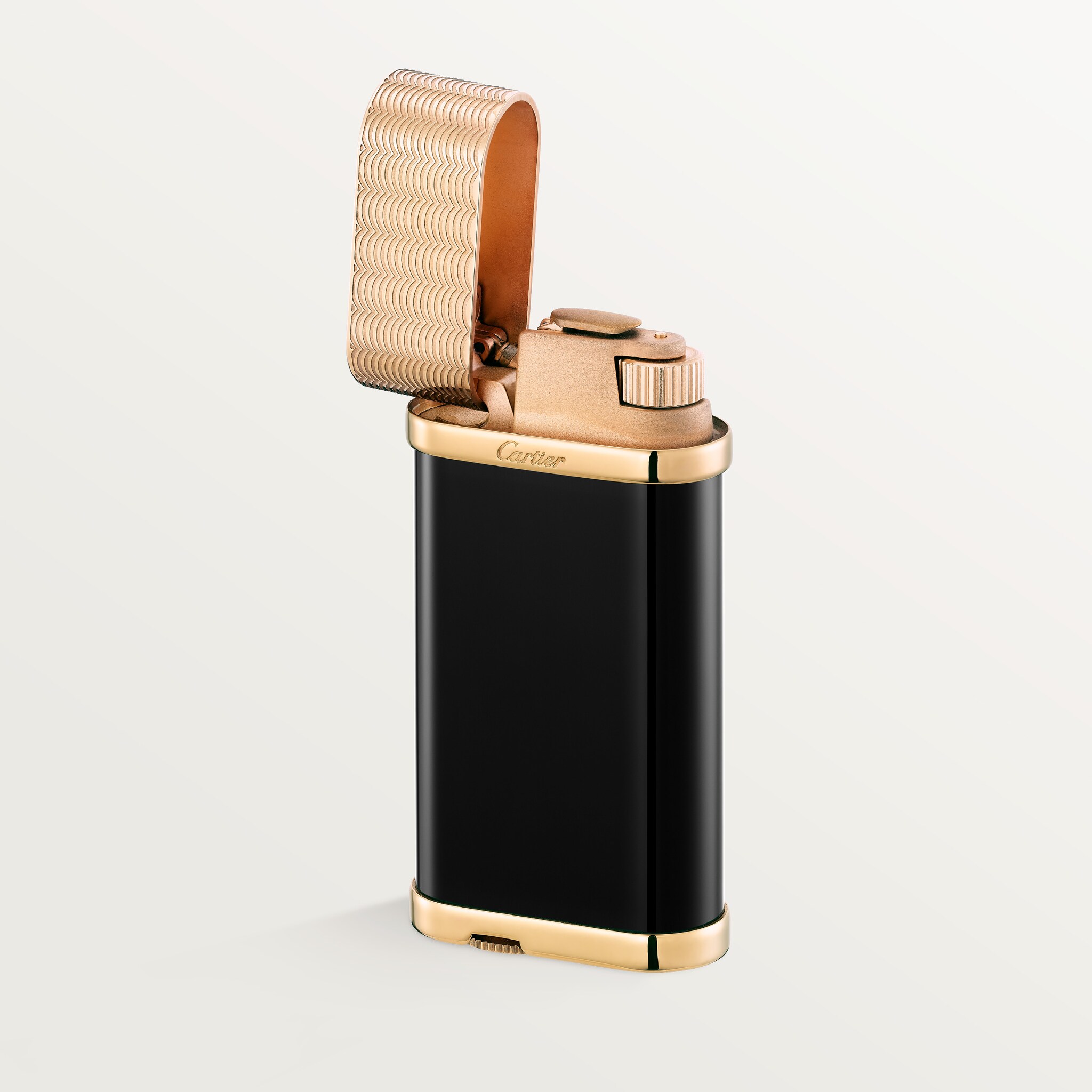 Oval guilloché décor lighter