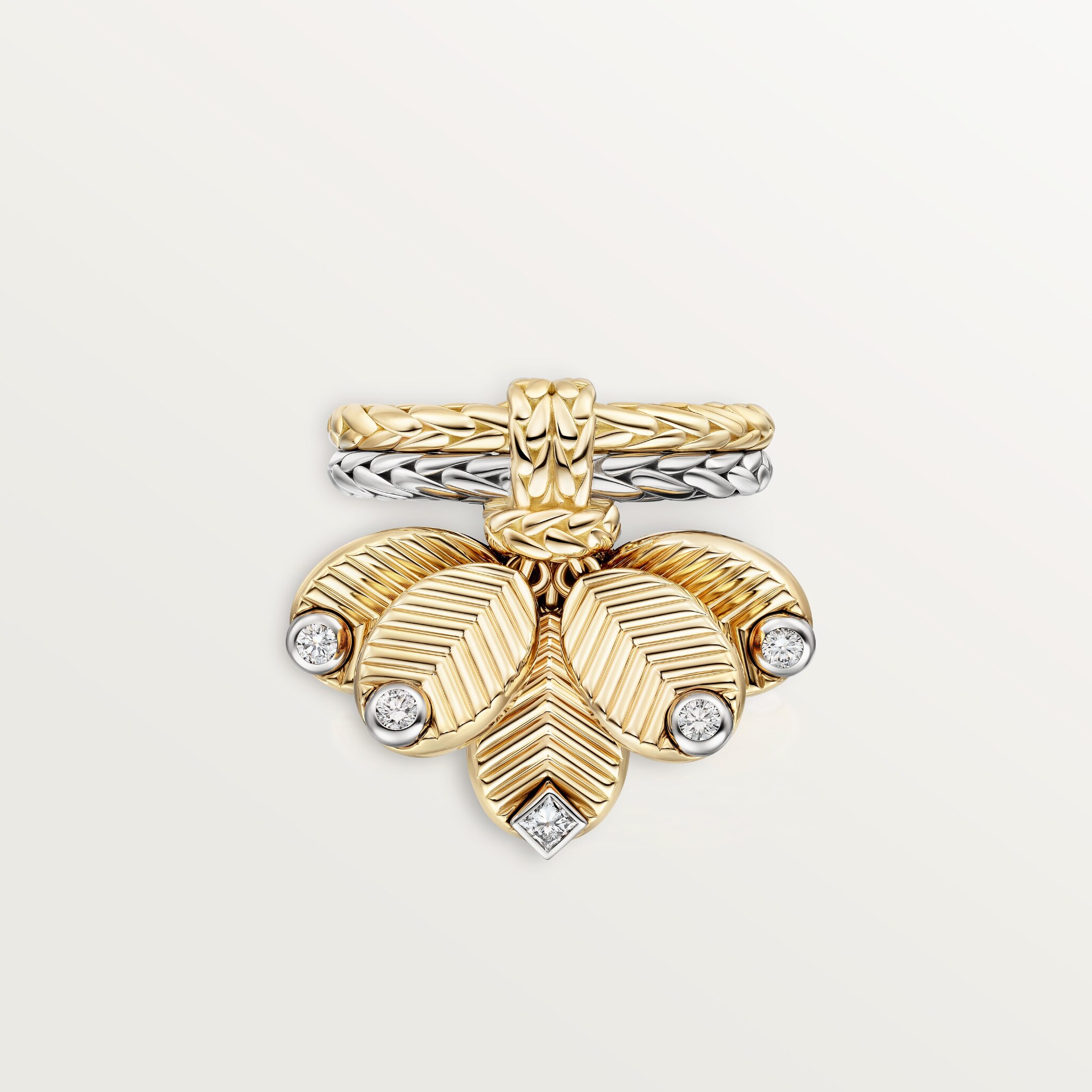 Grain de Café ring, diamonds